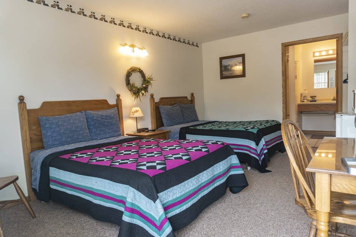 Great River Amish Inn – Visit Pepin